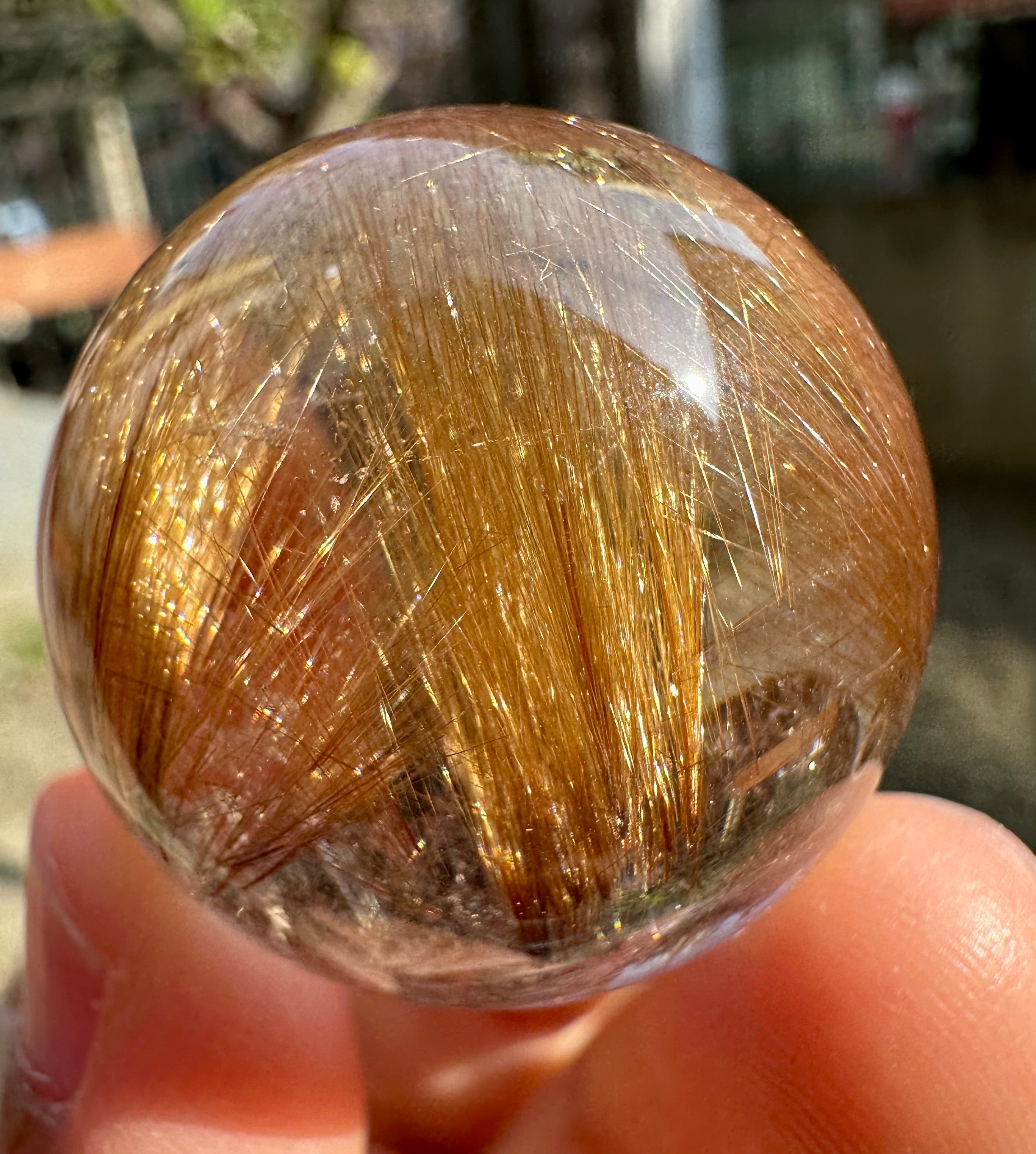 Golden – WOWQUARTZ